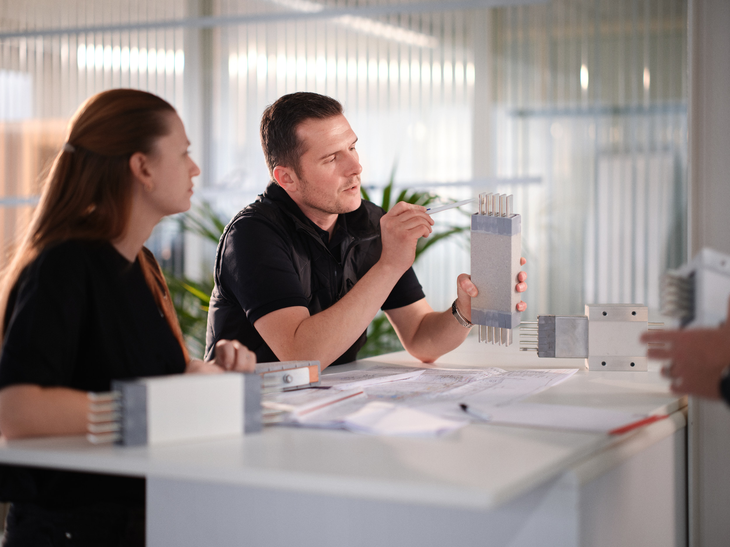 Junior Projektleiter / Mitarbeiter Kalkulation Stromschienen